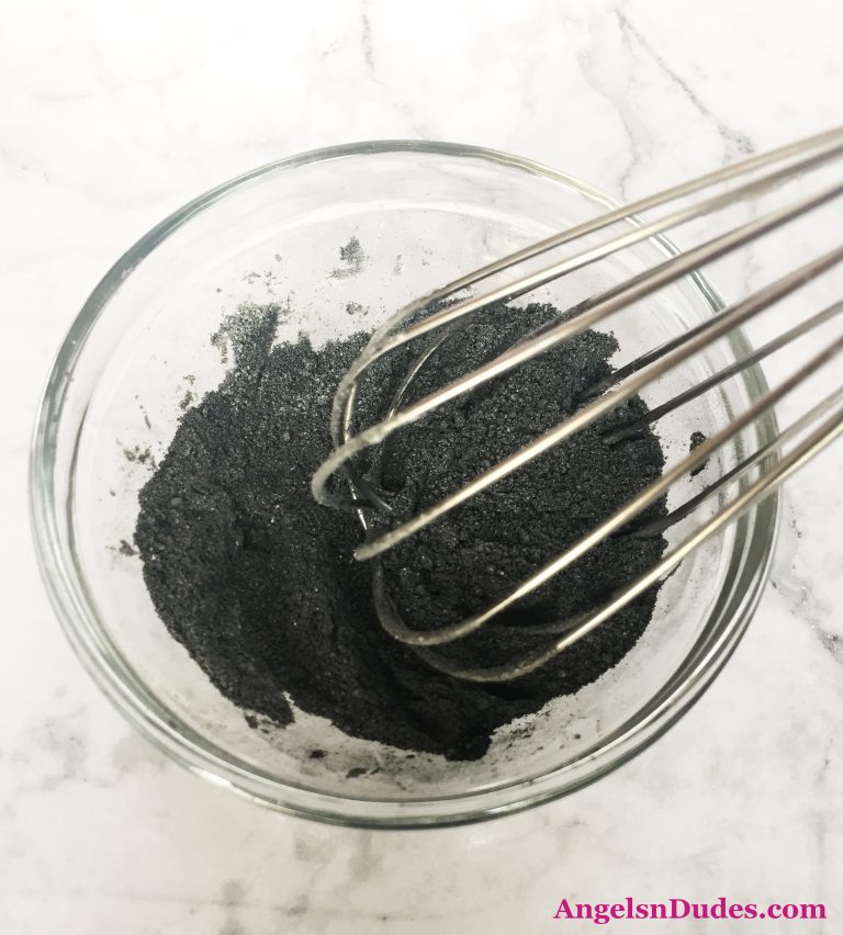 How to Make DIY Armpit Detox Mask & Scrub - Angels n Dudes